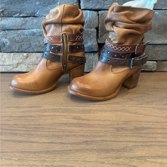 freebird | Shoes | Freebird Tan And Brown Heeled Boots | Poshmark